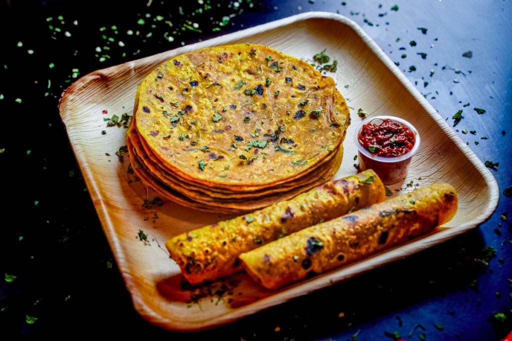 Thepla - the soft lip smacking bread. Buy your Thepla now on ChewDa!